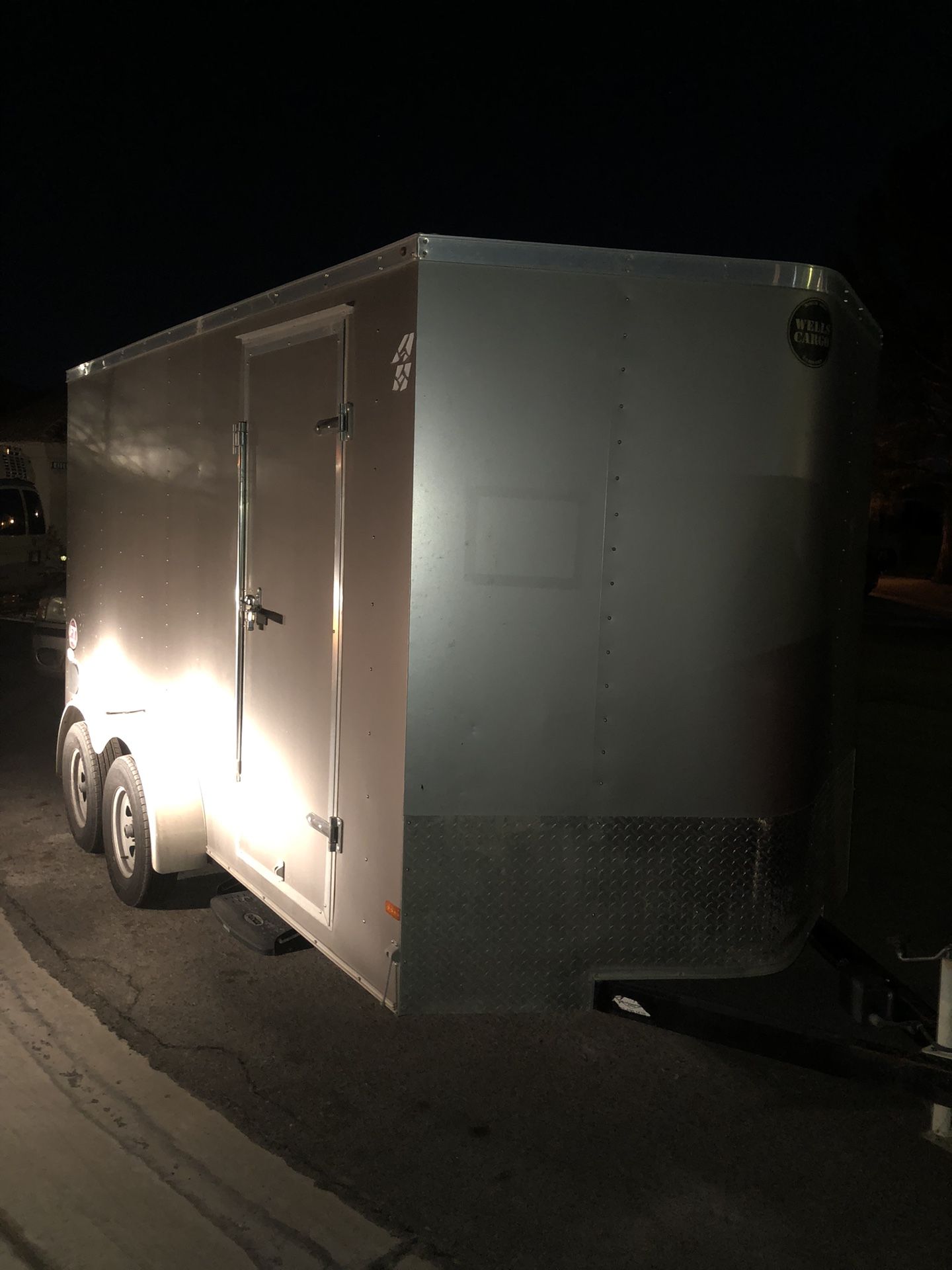 Clean Wells Cargo V Front Trailer 16 Foot for Sale in Las Vegas, NV ...