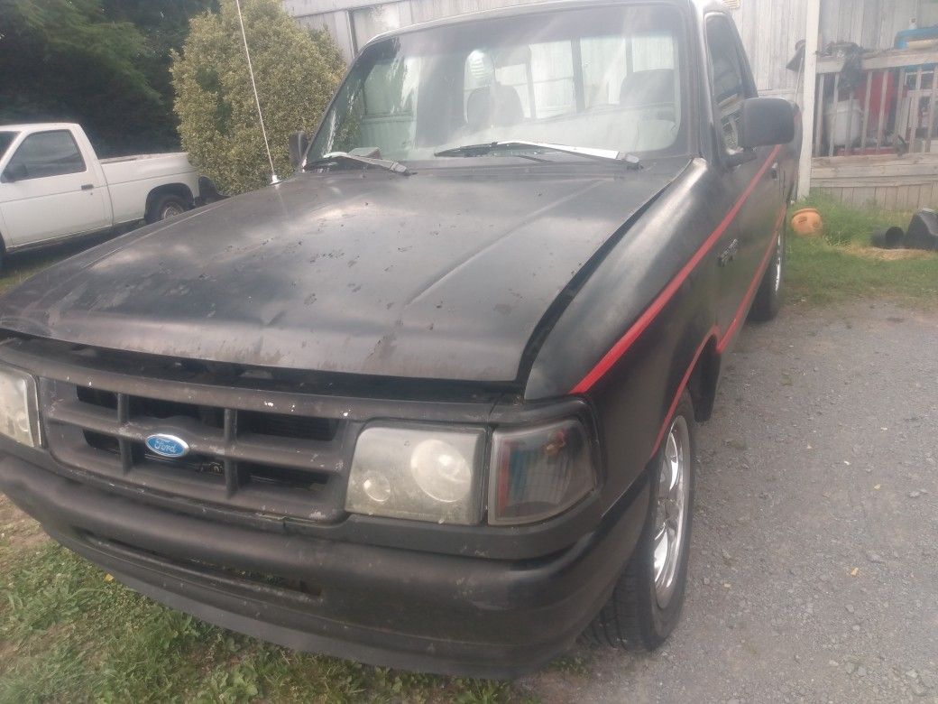 92 Ford Ranger, 89 Nissan hardbody 4 cyl, 5spd. for Sale in Cookeville ...