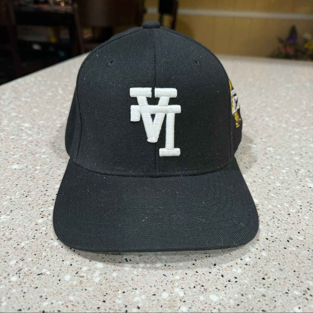 KTHLA / Kill The Hype LA - 16X Champions LA Lakers - Snapback Hat ...