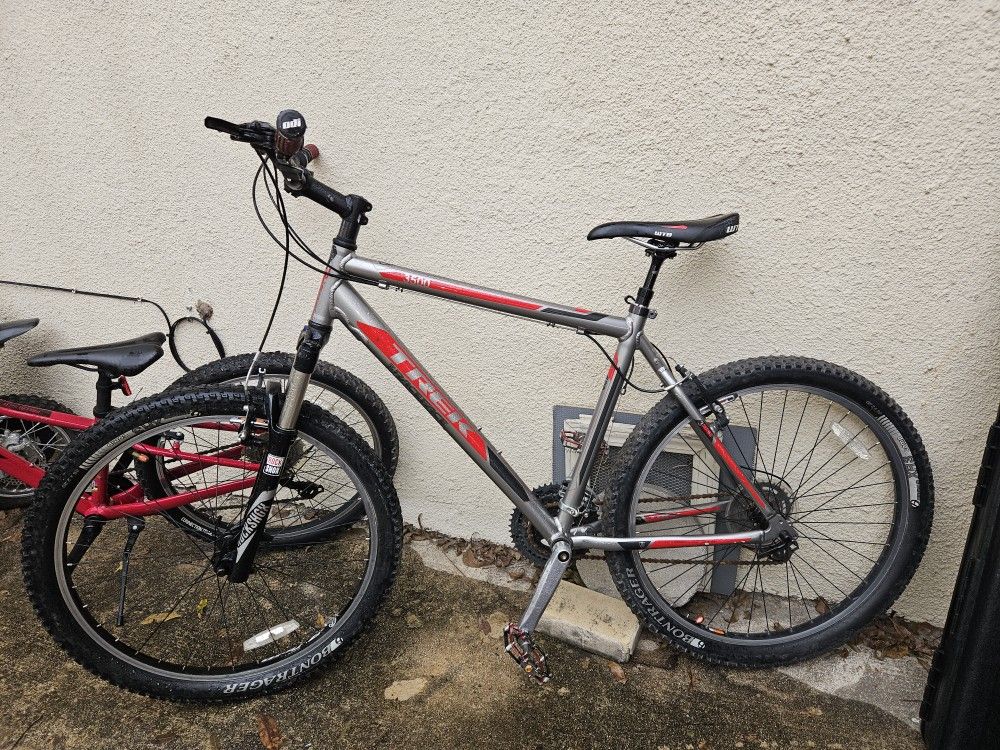 Trek 3500 Mountain Bike. Several Upgrades. for Sale in Alamo Heights ...
