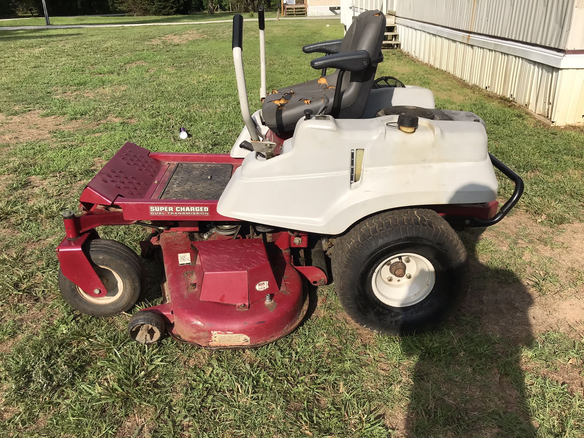 2008 White Outdoor ZT54 for Sale in Piedmont, SC - OfferUp