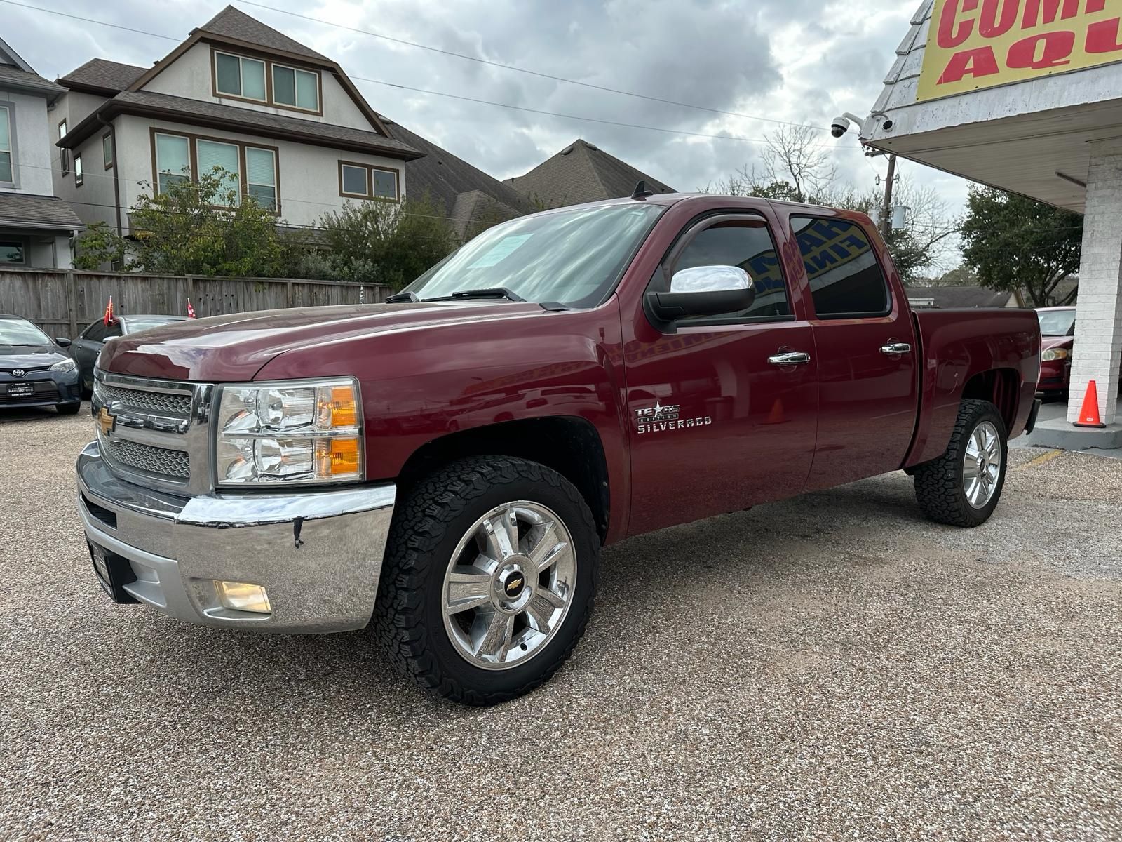 2013 Chevrolet Silverado for Sale in Houston, TX - OfferUp