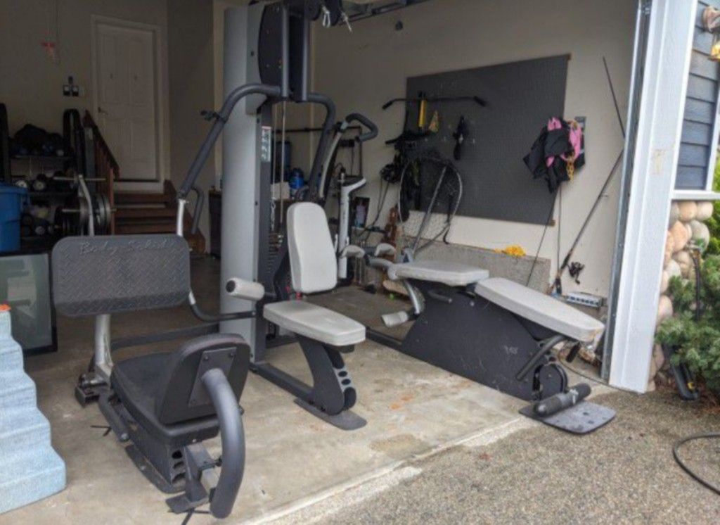 Universal Gym for Sale in Federal Way, WA - OfferUp