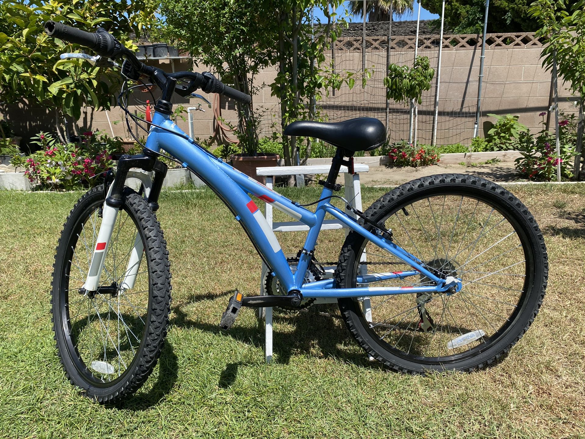 Diamondback Tess 24 Mountain Bike , 24 inch wheel kid bike bicycle for ...
