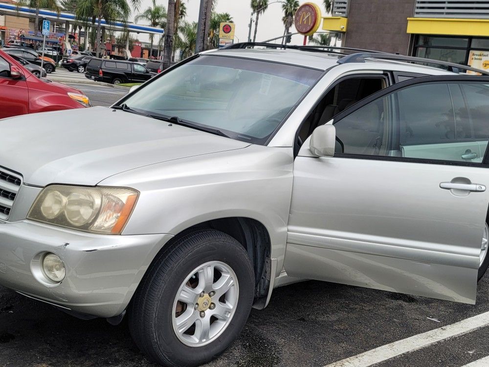 2003 Toyota Highlander for Sale in Downey, CA - OfferUp