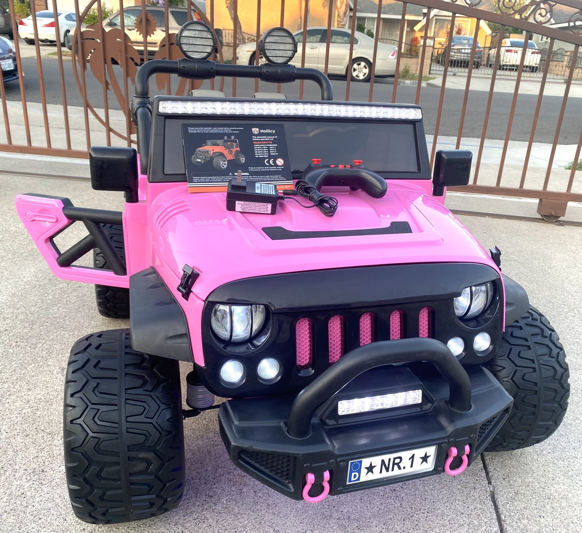 Moderno Kid Jeep 2seater 12volt RUBBER TIRES Remote Control Model ...