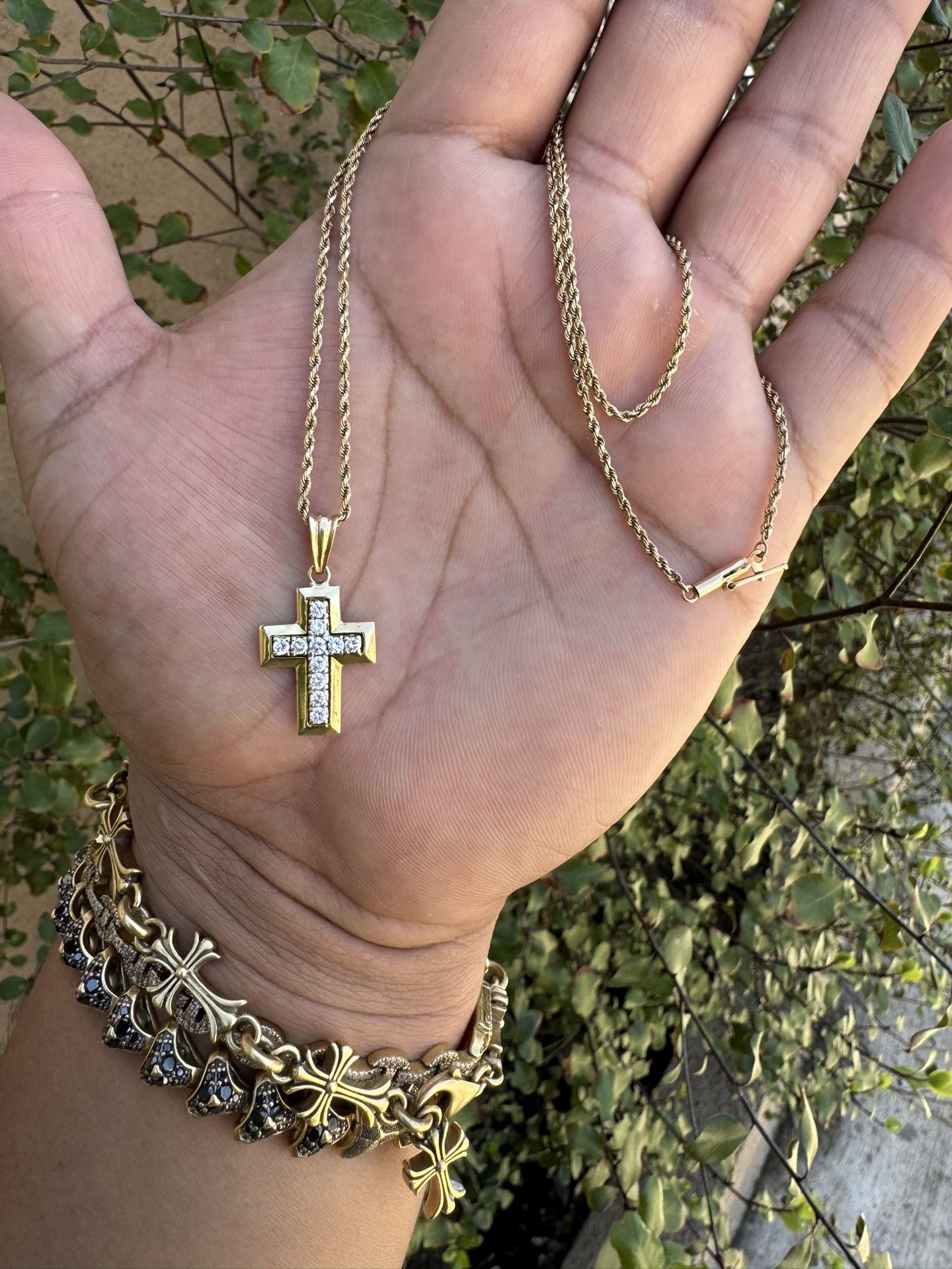 14k Gold Rope Chain, 18 Inches Long With 14k Gold Diamond Pendant Cross ...