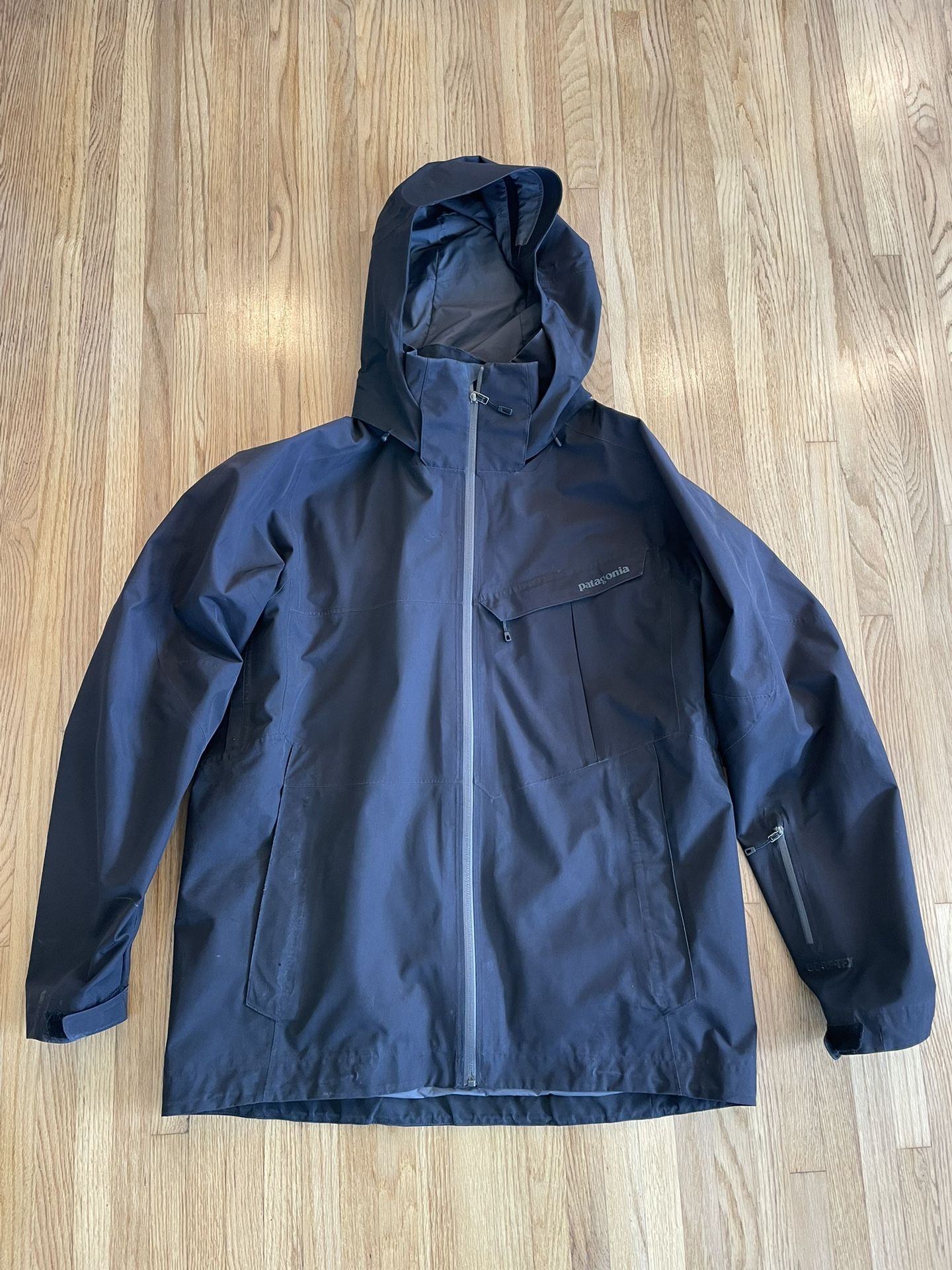 Patagonia Ski/Snowboard Jacket for Sale in Oceanside, CA - OfferUp