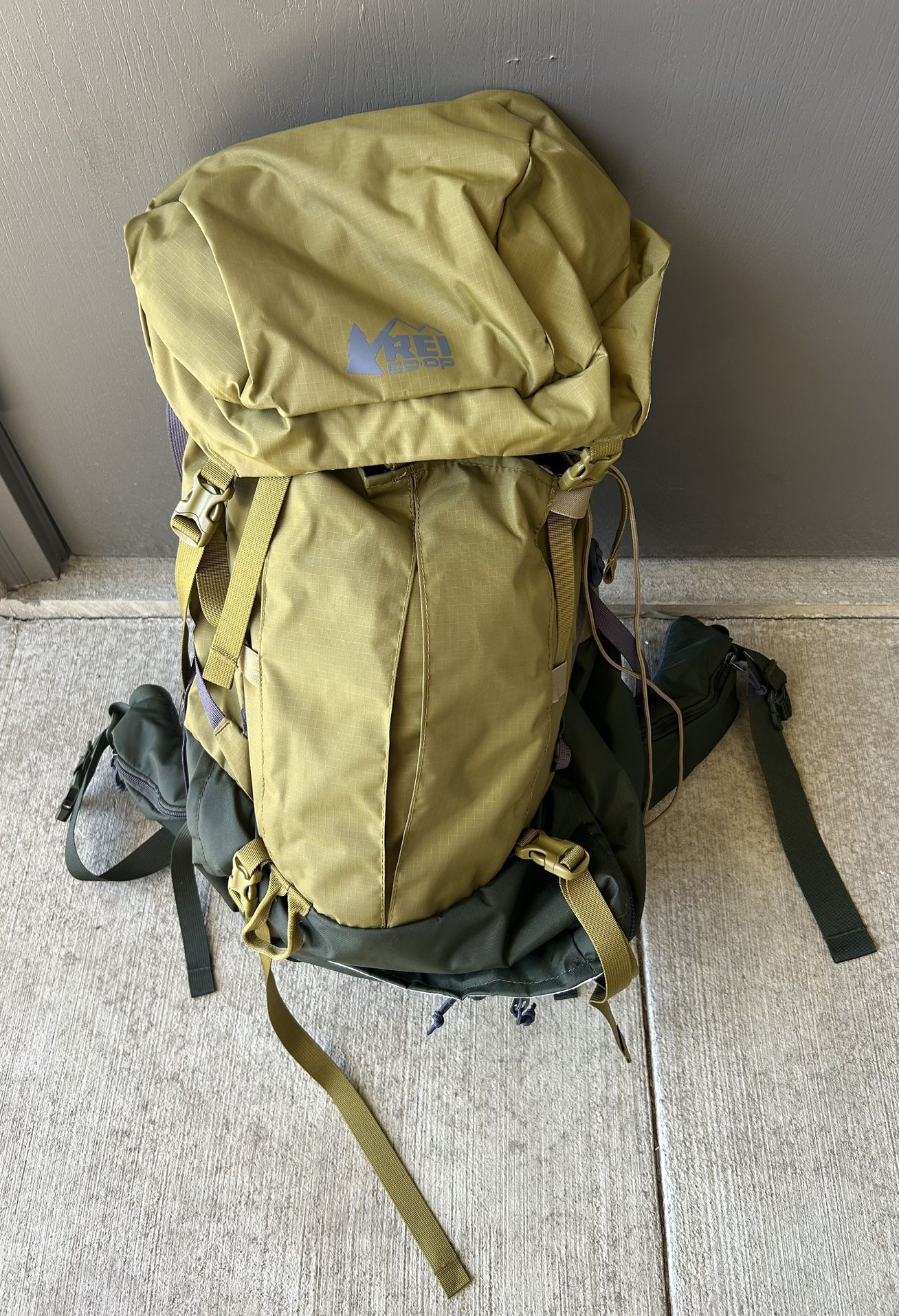 REI TRAILBREAK 60L Backpacking Backpack for Sale in Scottsdale, AZ ...