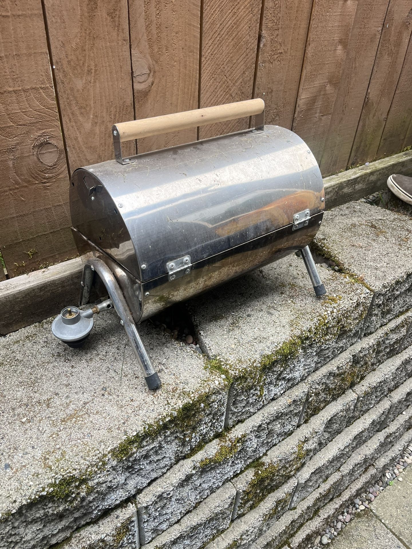 Mini portable BBQ for Sale in Lake Stevens, WA - OfferUp