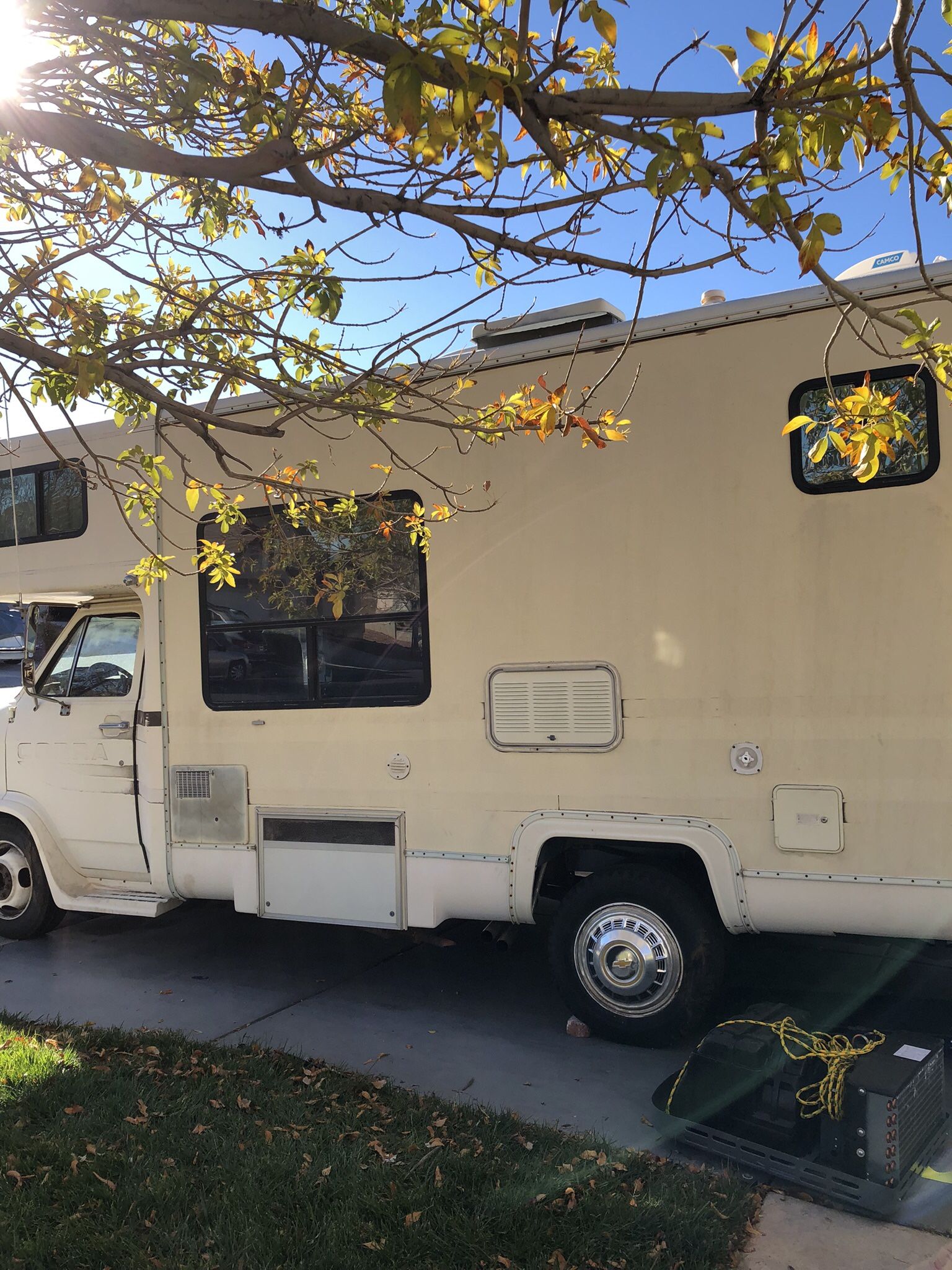 1984 Cobra Chevy G30 Mini 21FT for Sale in Las Vegas, NV - OfferUp