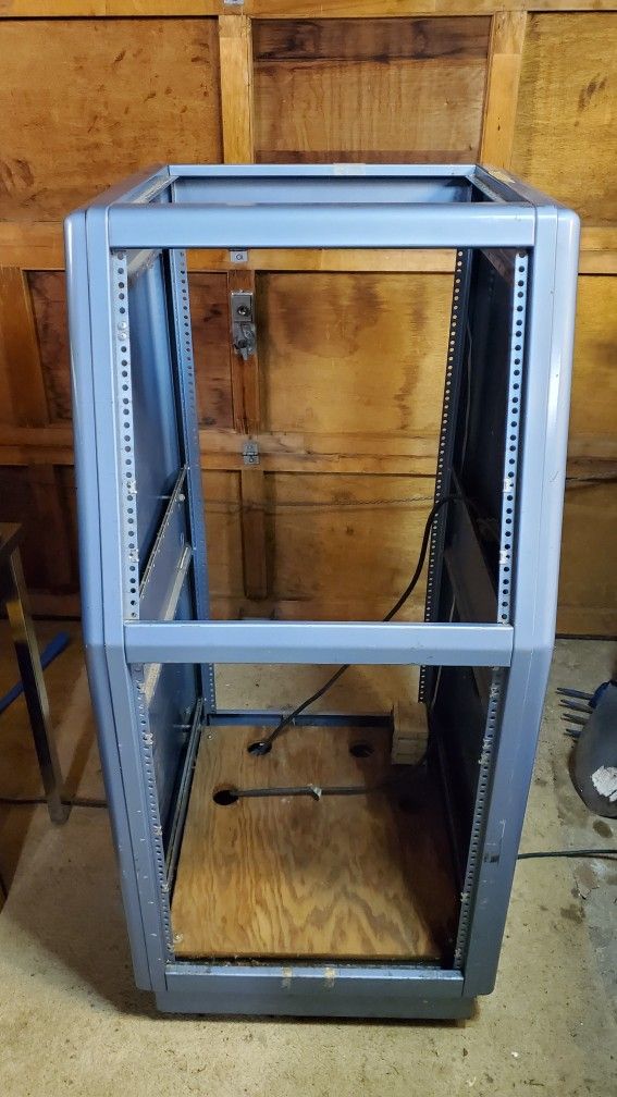 Emcor audio rack/server cart/stand for Sale in Covington, WA - OfferUp