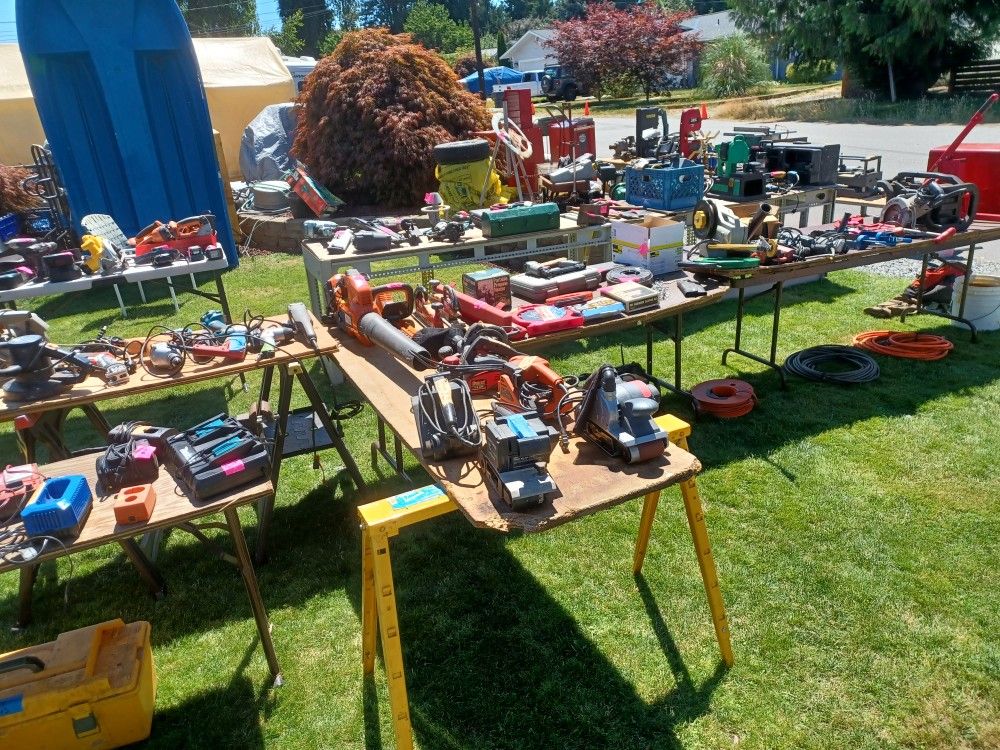 SELLING All My TOOLS Sept 1, Sept 2 and Sept 3 for Sale in Lynnwood, WA ...
