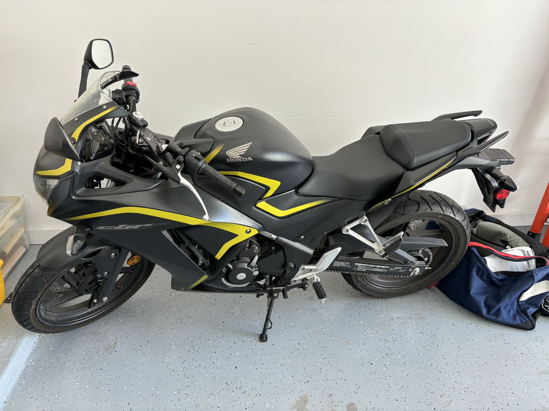 2015 Honda CBR300R for Sale in Houston, TX - OfferUp