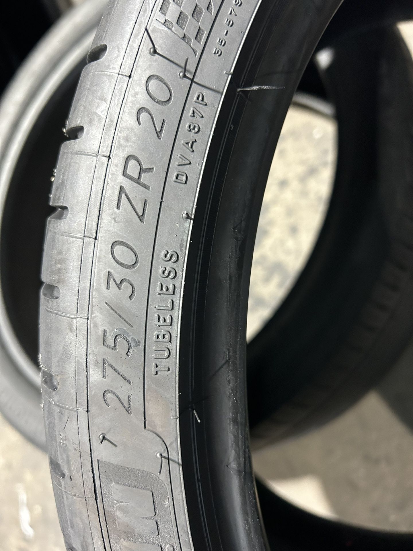 SET OF 2 USED TIRES MICHELIN PILOT SPORT ALL SEASON 4…275/30/20 for Sale in Oakland Park, FL ...
