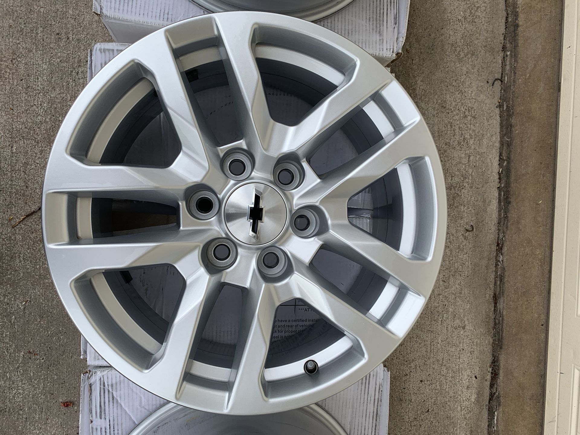 2019 Chevy Silverado Rims 18” (set of 4) for Sale in Duluth, MN - OfferUp