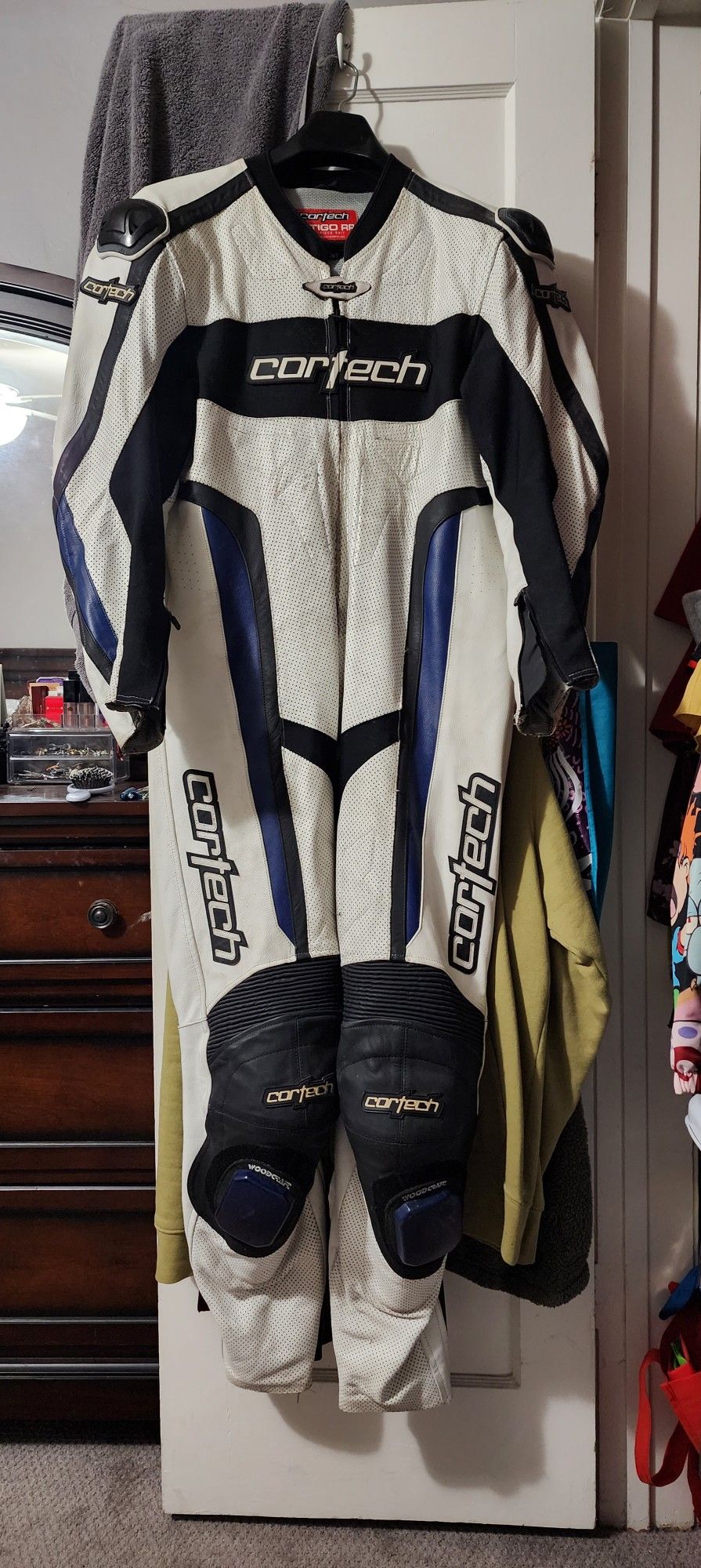 Cortech Leather Suit for Sale in Spring Valley, CA - OfferUp