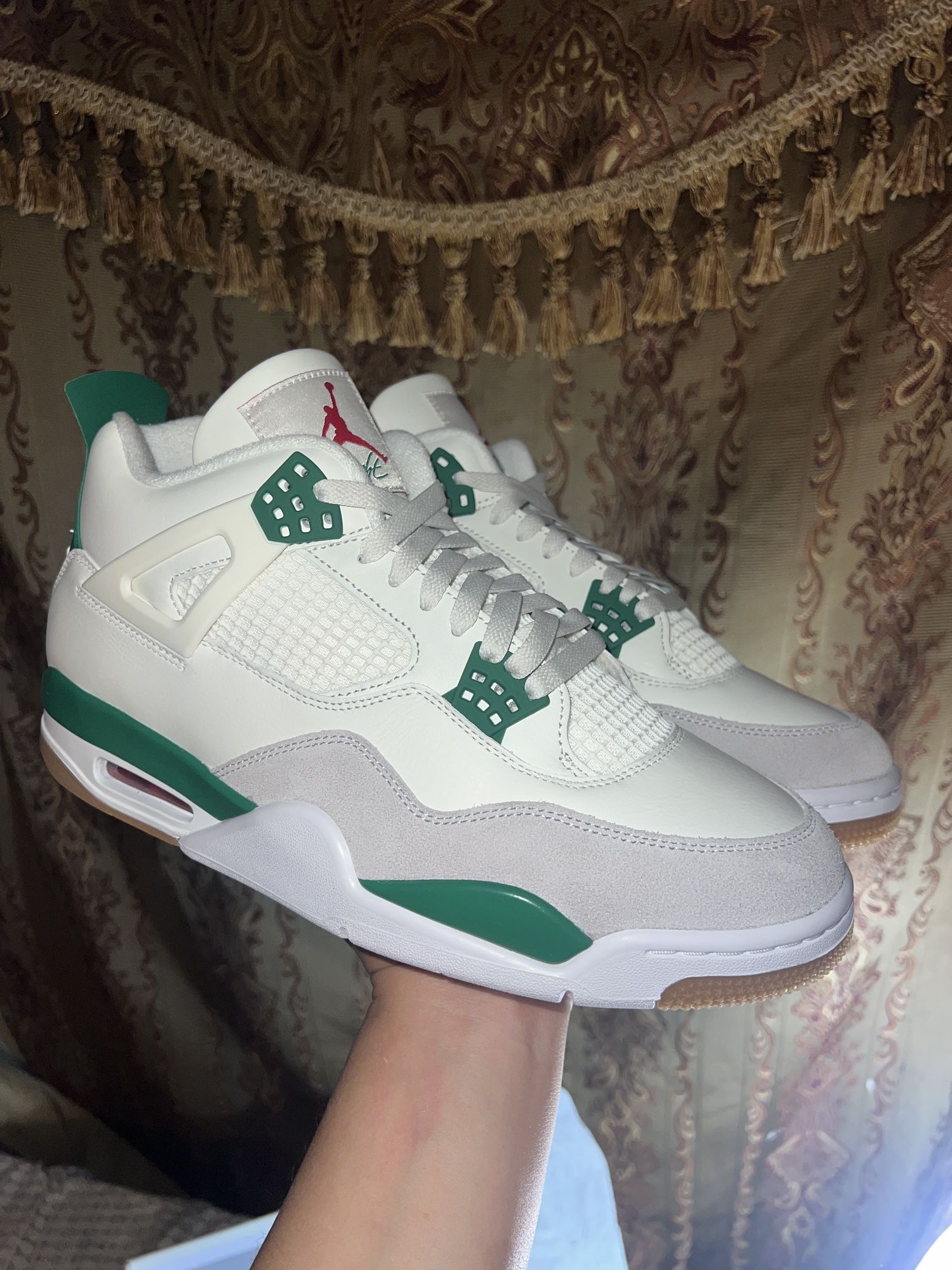 Air Jordan 4 Retro SP SB PINE GREEN COLAB for Sale in Universal City ...