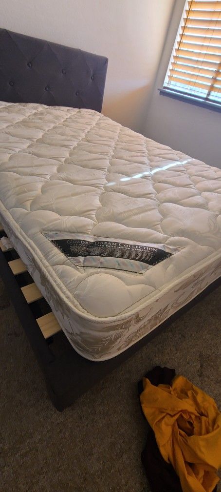 Full Size Mattress, Lightly Used for Sale in Redlands, CA - OfferUp