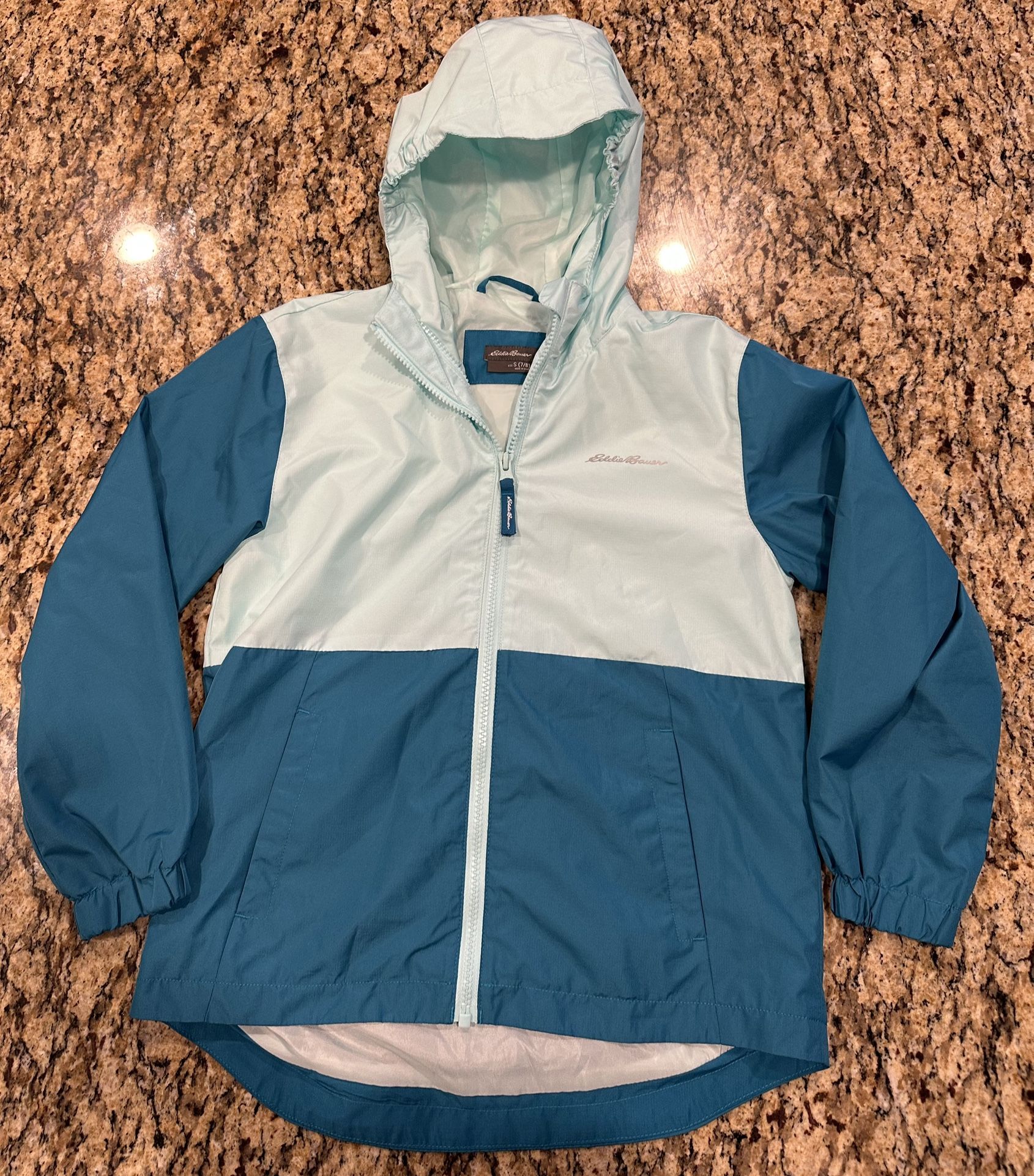 Kids Girls Windbreaker Eddie Bauer Size 7/8 for Sale in Visalia, CA ...