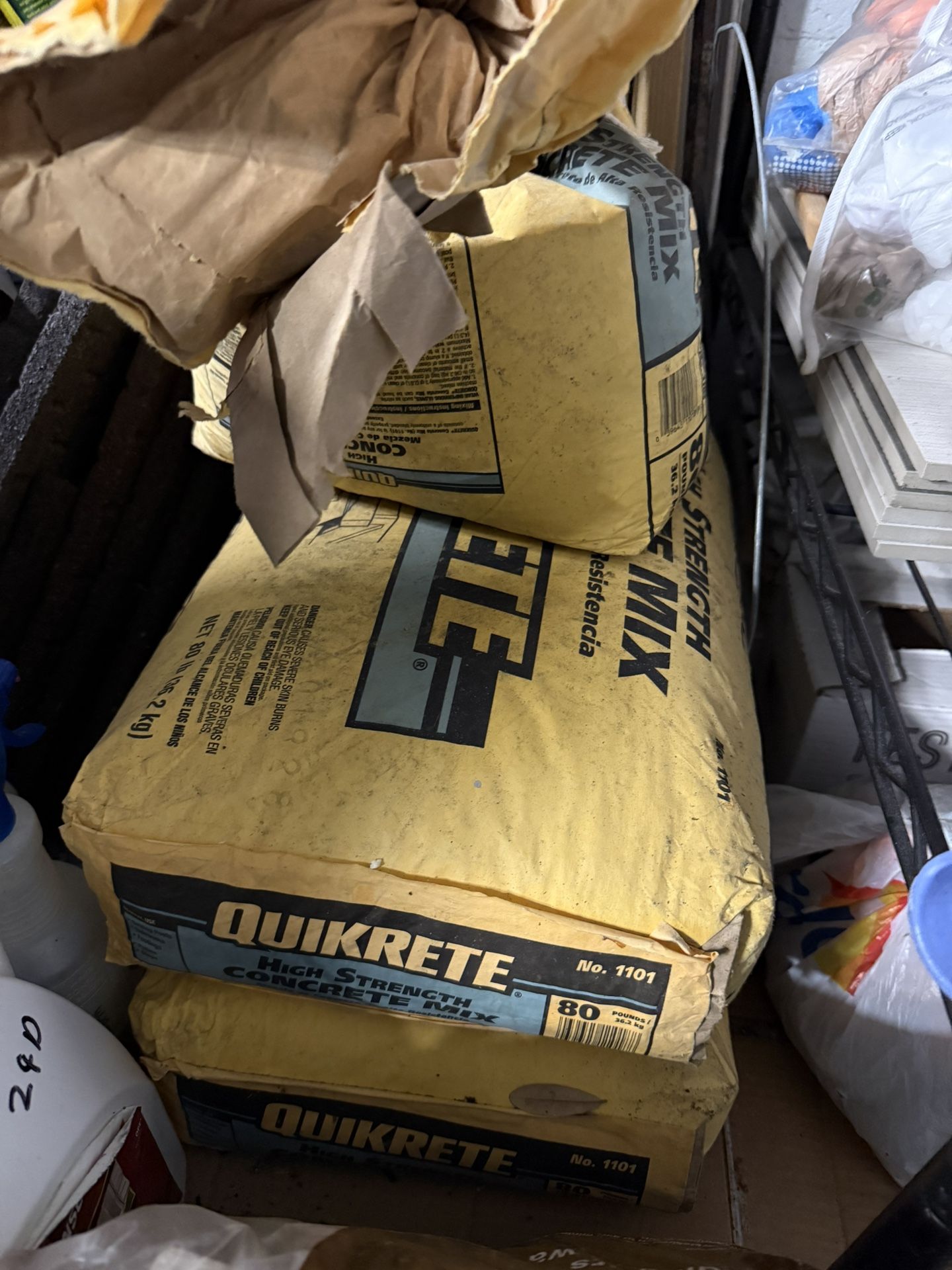 Free 2 And 1/2 Bag Of Quikrete for Sale in Miami, FL - OfferUp