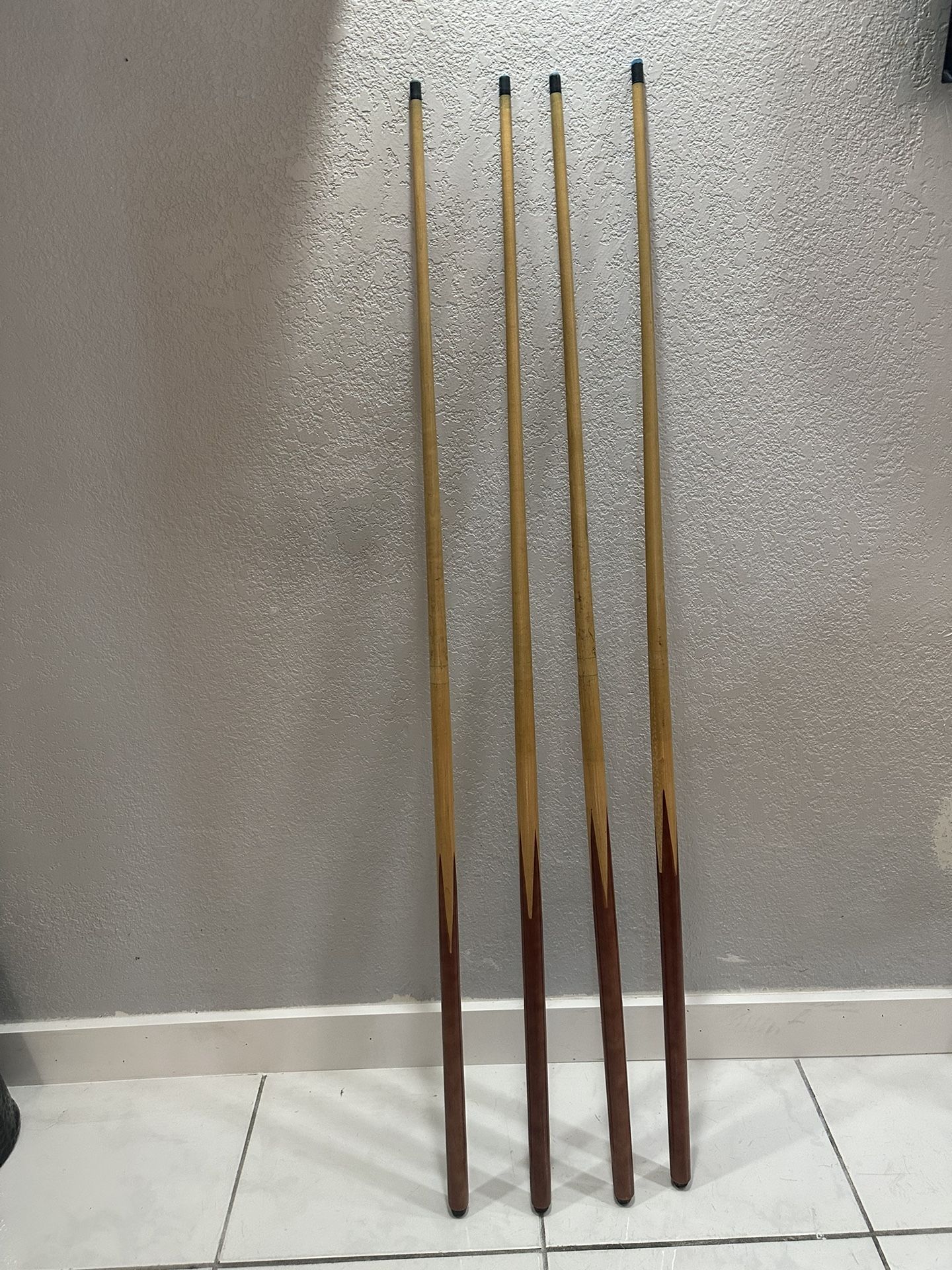 POOL TABLE STICK for Sale in Hialeah, FL - OfferUp