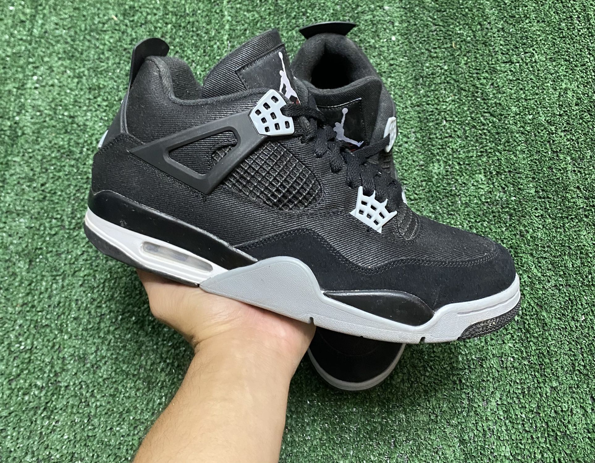 Jordan Black Canvas 4s size 10.5 VNDS for Sale in Albuquerque, NM - OfferUp
