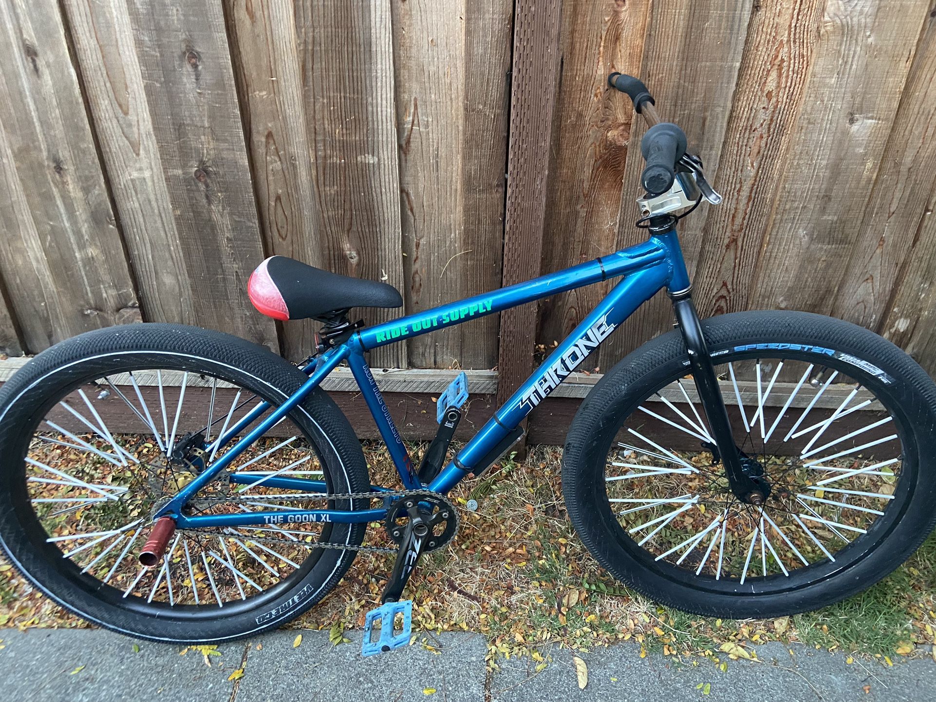 Throne Goon XL 27.5