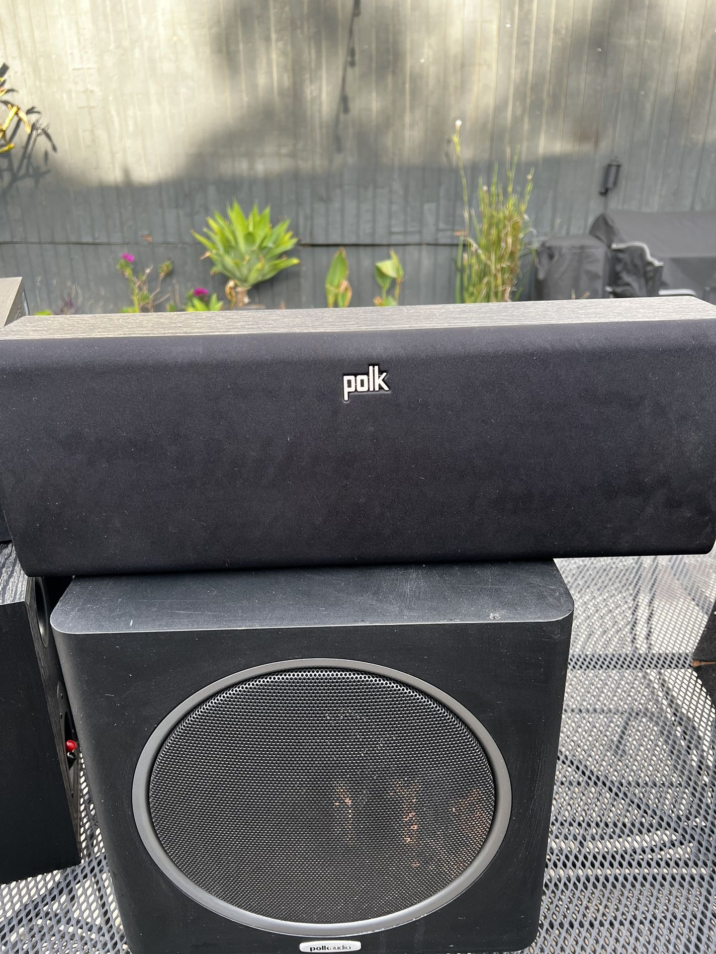 Polk Center And Subwoofer for Sale in Pomona, CA - OfferUp
