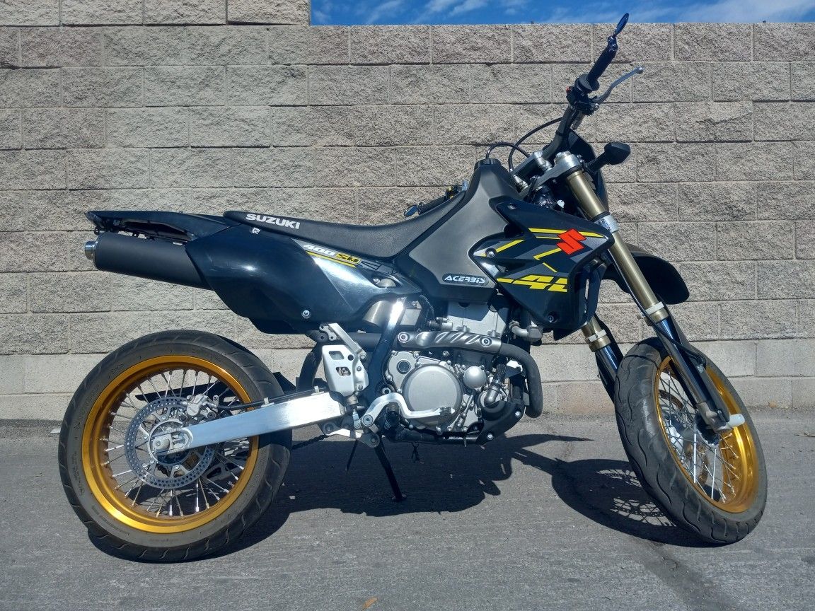 2018 Suzuki DR-Z400SM for Sale in Las Vegas, NV - OfferUp
