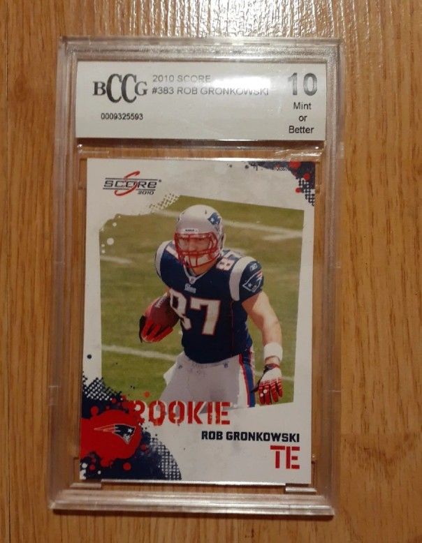 Rob Gronkowski Auto lot. (8) Cards. for Sale in Orangeburg, NY - OfferUp