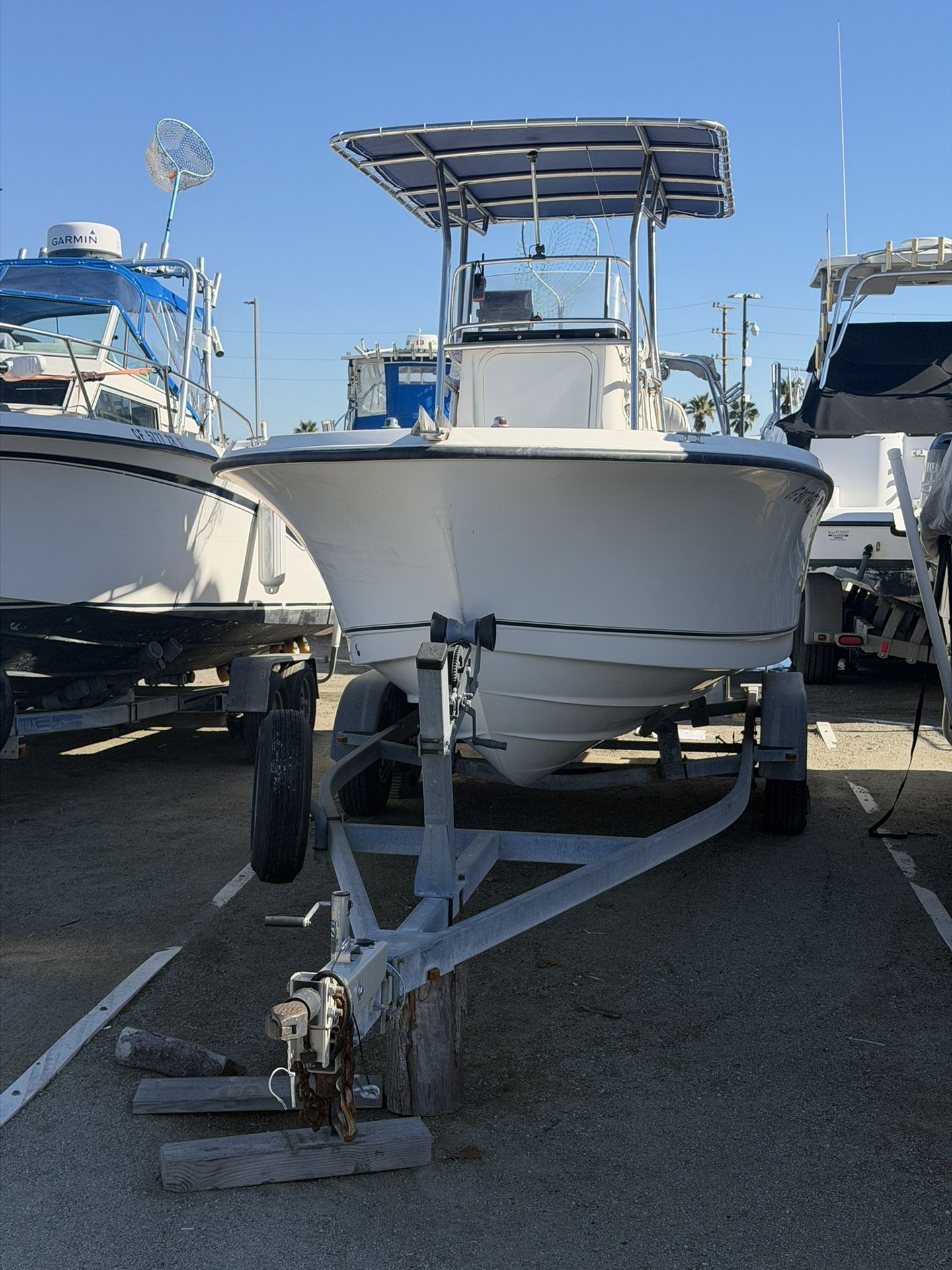2002 Center Console Trophy Pro for Sale in Los Angeles, CA - OfferUp
