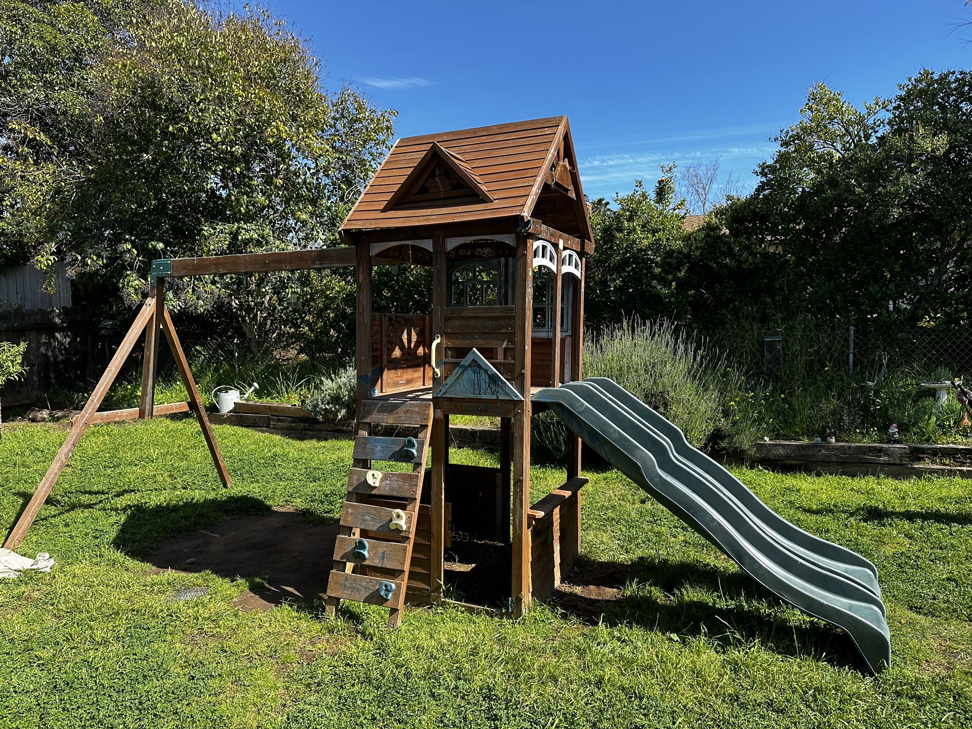 Kidcraft Cedar Summit Playset for Sale in Escondido, CA - OfferUp