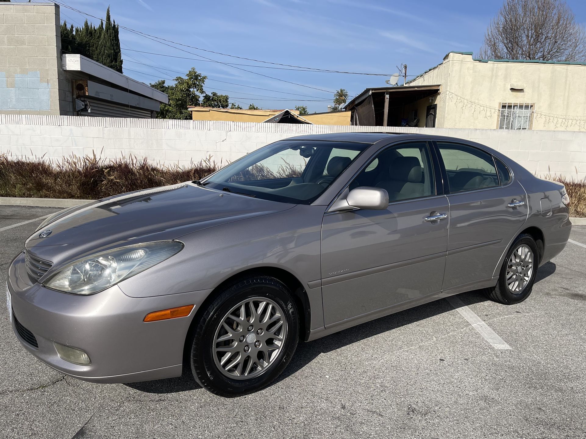 2004 Lexus ES 330 for Sale in Compton, CA - OfferUp