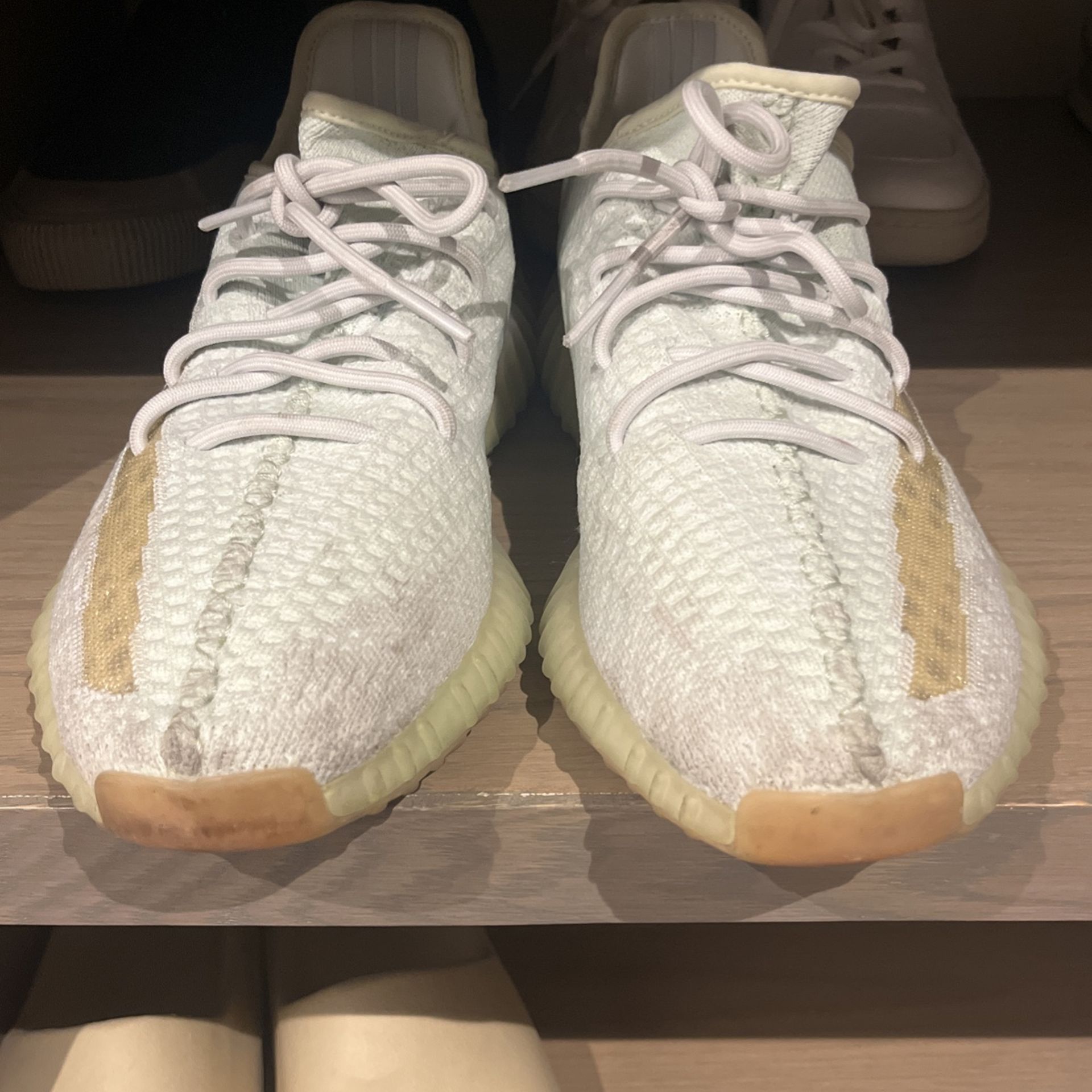 Yeezy 350 Hyper Scape for Sale in Guadalajara, Jalisco - OfferUp