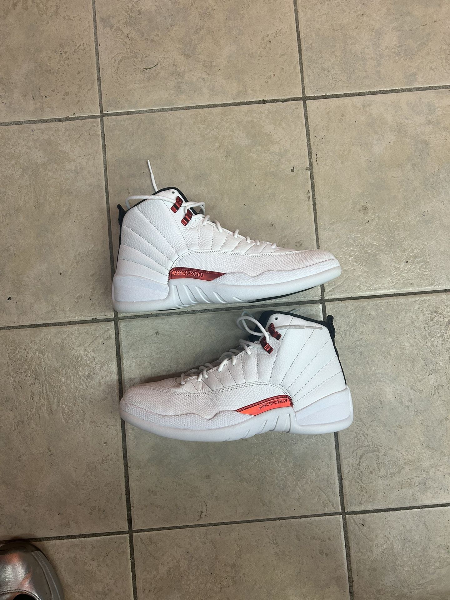 Jordan 12 Twist (Size 11 ) for Sale in Wyandotte, MI - OfferUp