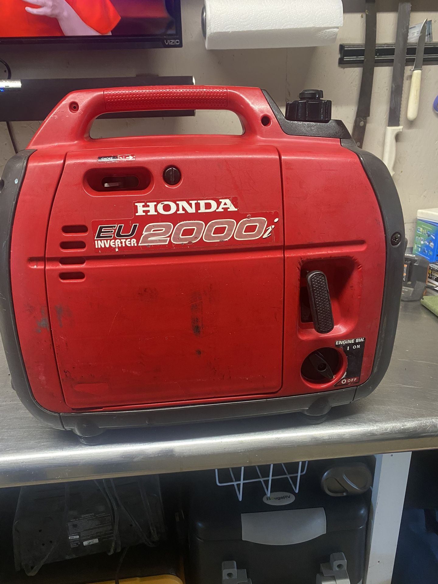 Honda 2000 Watt Generator for Sale in Grays Harbor County, WA - OfferUp