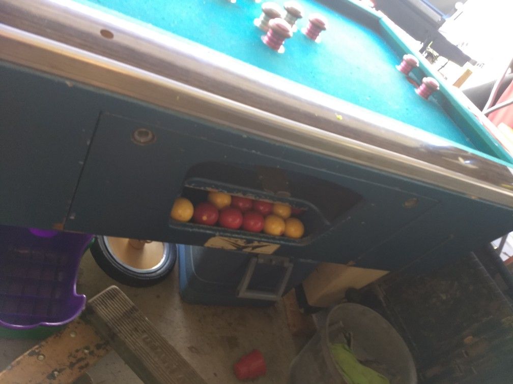 Chicago Coin Bumper Pool Table