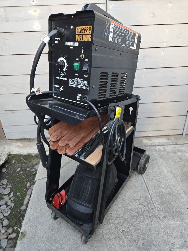 Harbor Freight Chicago Electric Flux Welder for Sale in Huntington ...