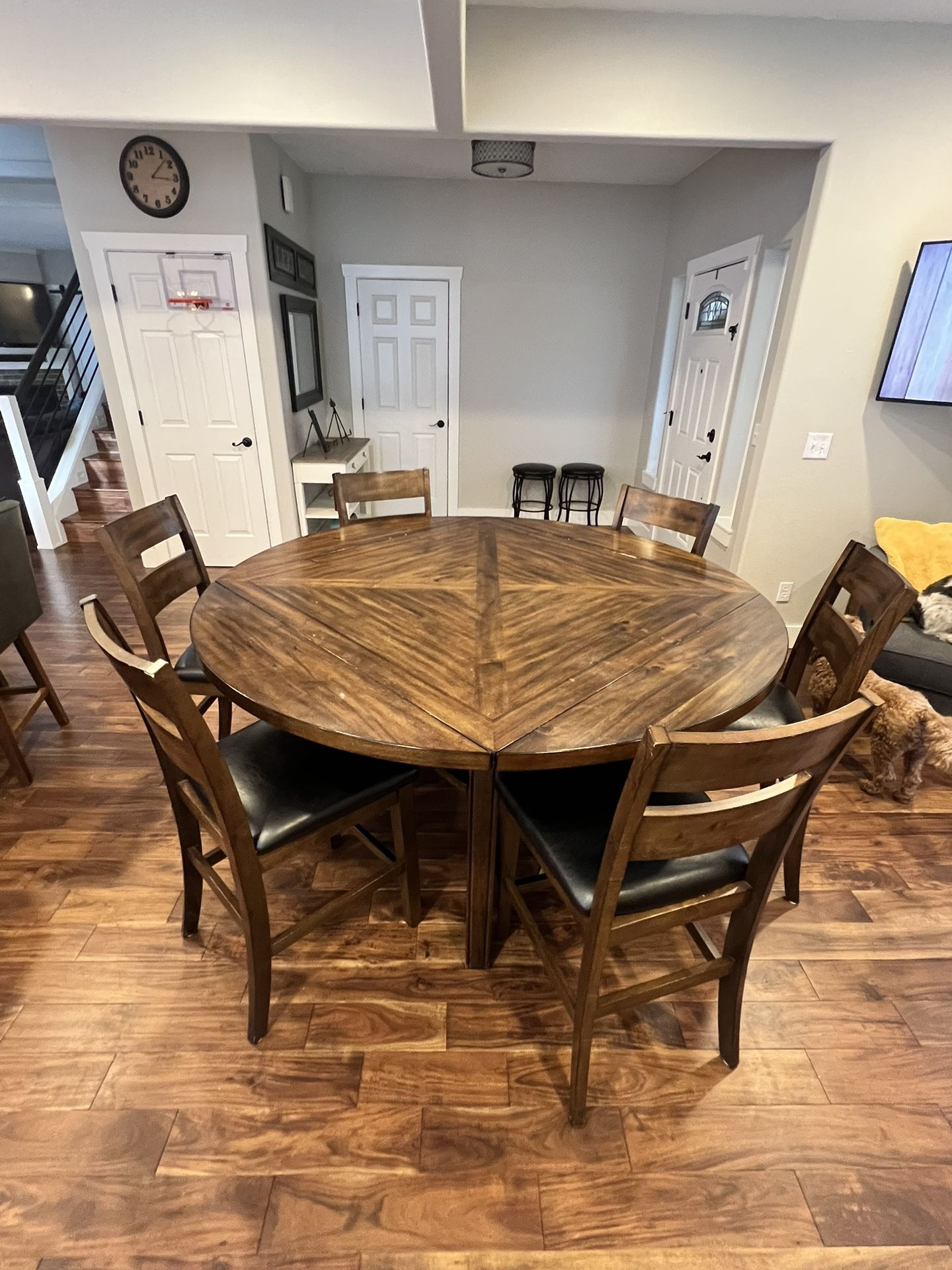 6 Piece Dining Table set for Sale in Lacey, WA - OfferUp