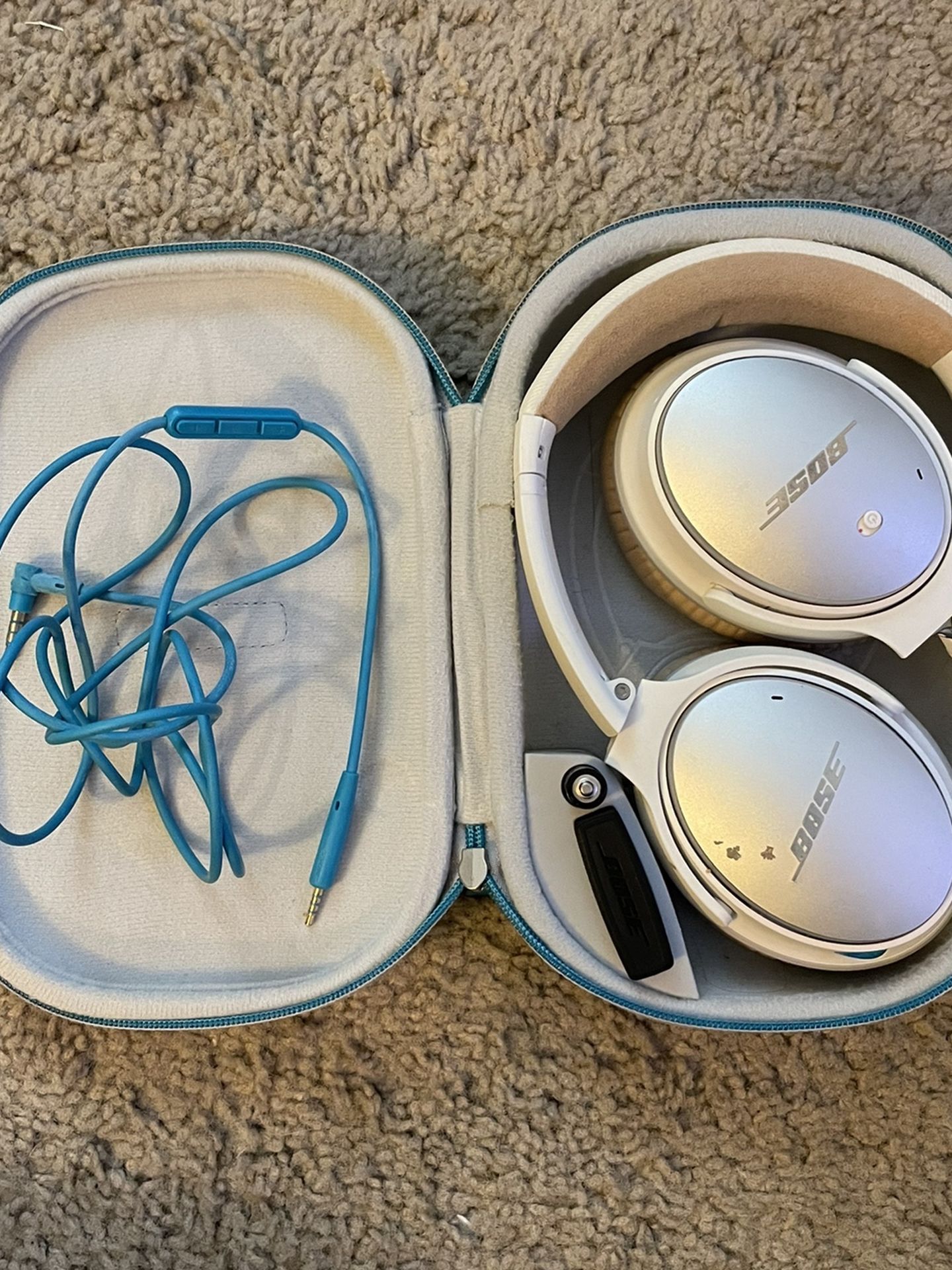 Bose QC 25 With Case for Sale in Mission Viejo, CA - OfferUp