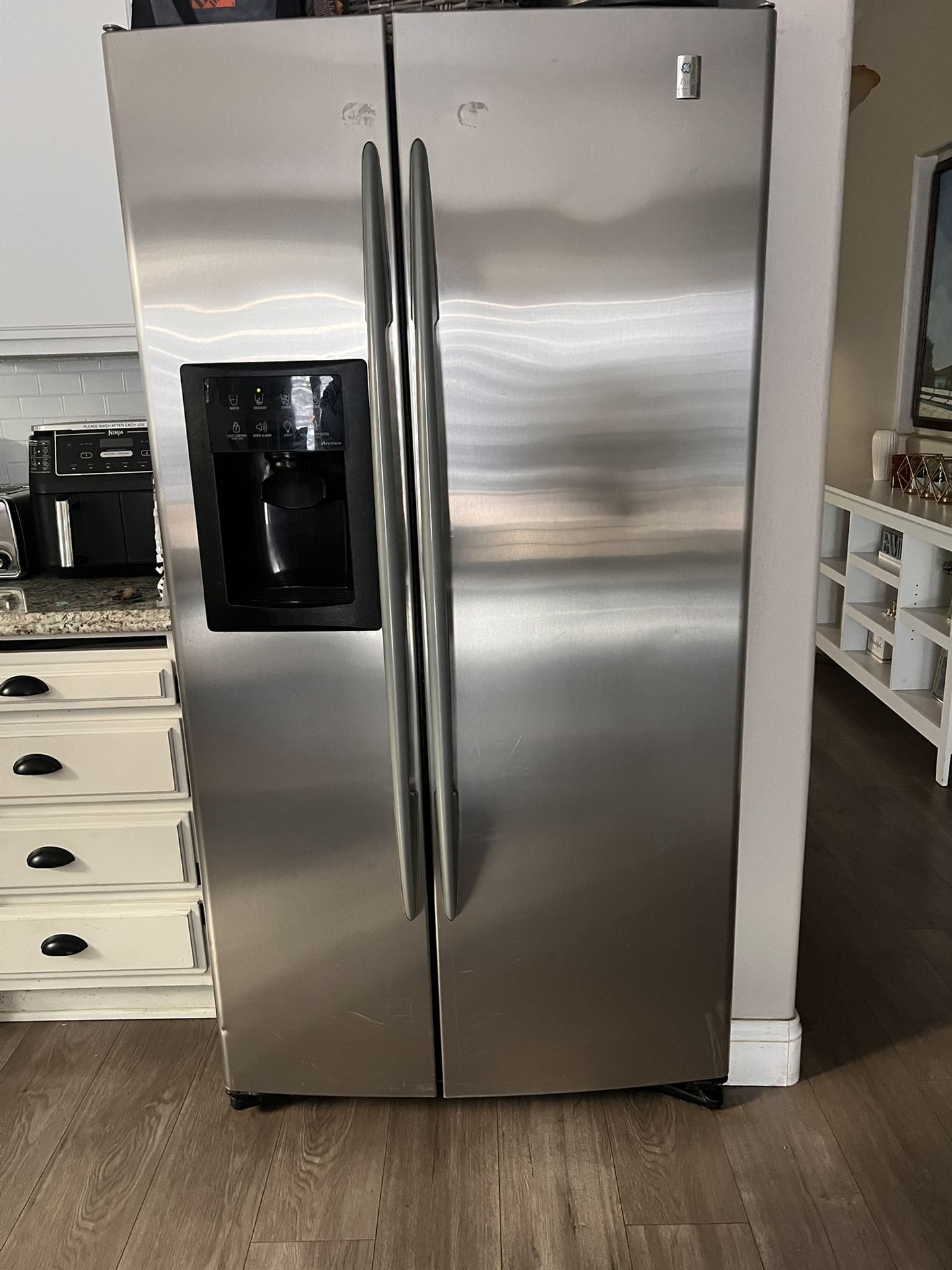 GE Fridge for Sale in Riverside, CA - OfferUp