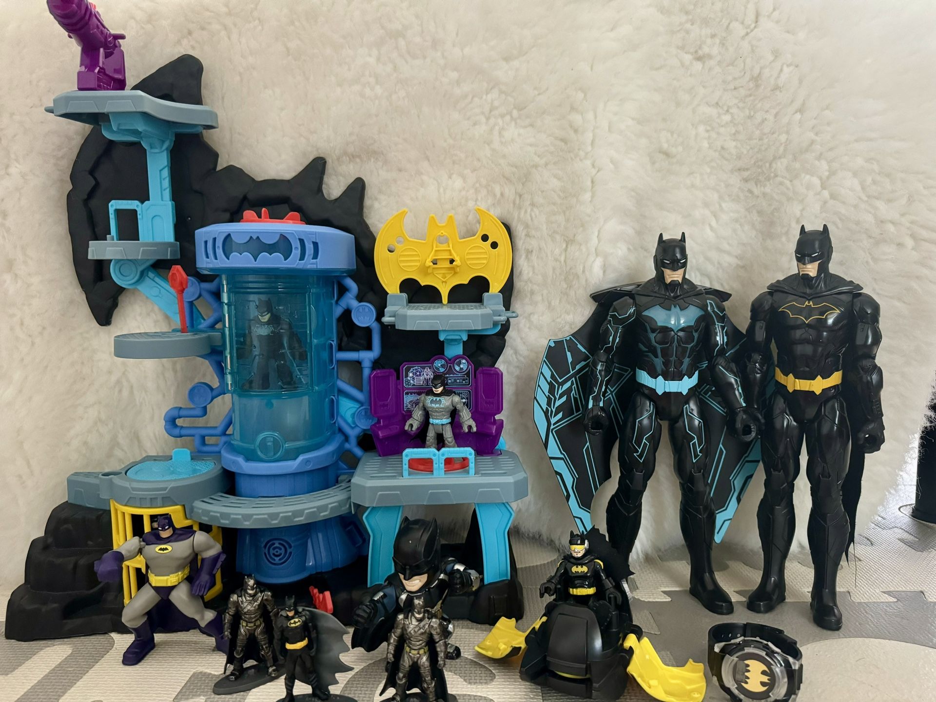 Batman Bundle for Sale in Castro Valley, CA - OfferUp