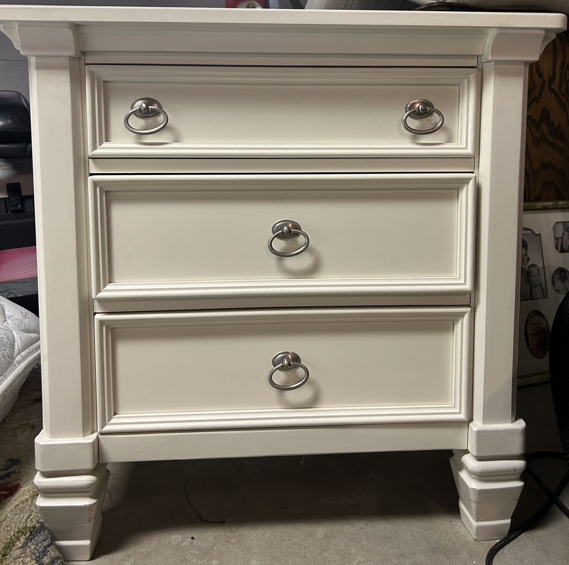 Contemporary Traditional Style Night Stand for Sale in Fountain Valley ...