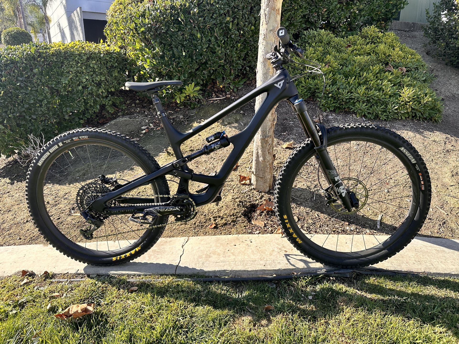 YT Industries Capra for Sale in Aliso Viejo, CA - OfferUp