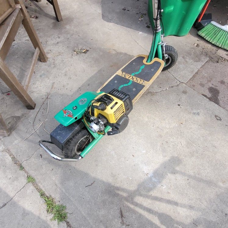 Viza Venom Gas Scooter for Sale in Norwalk, CA - OfferUp