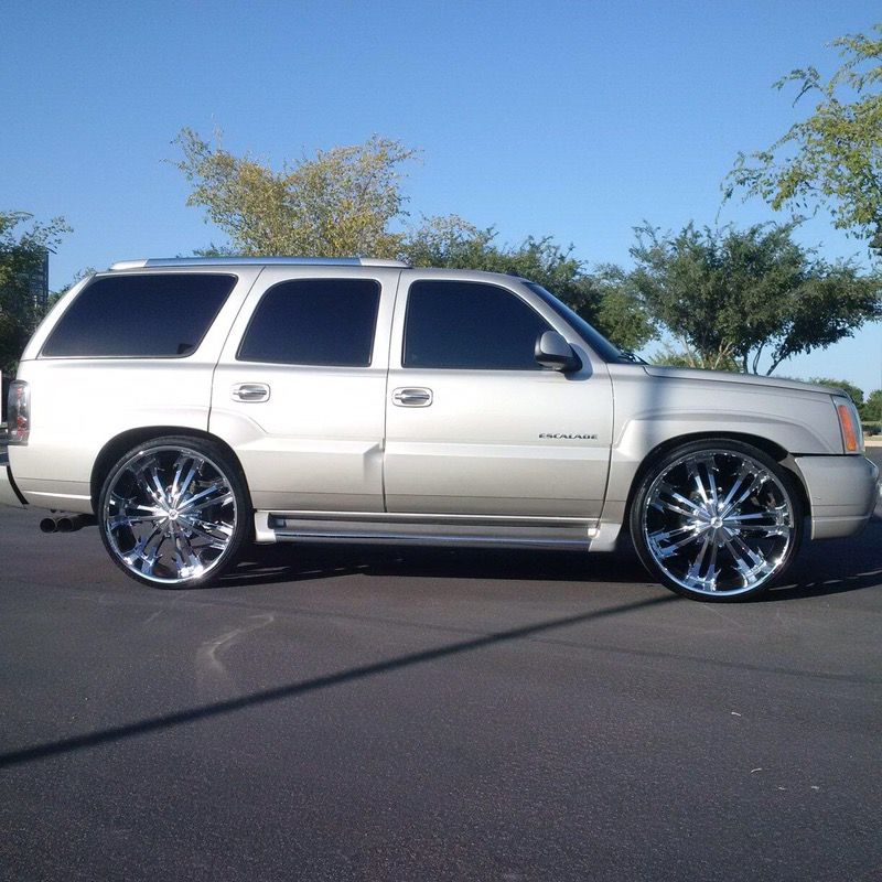 Cadillac Escalade On 28s