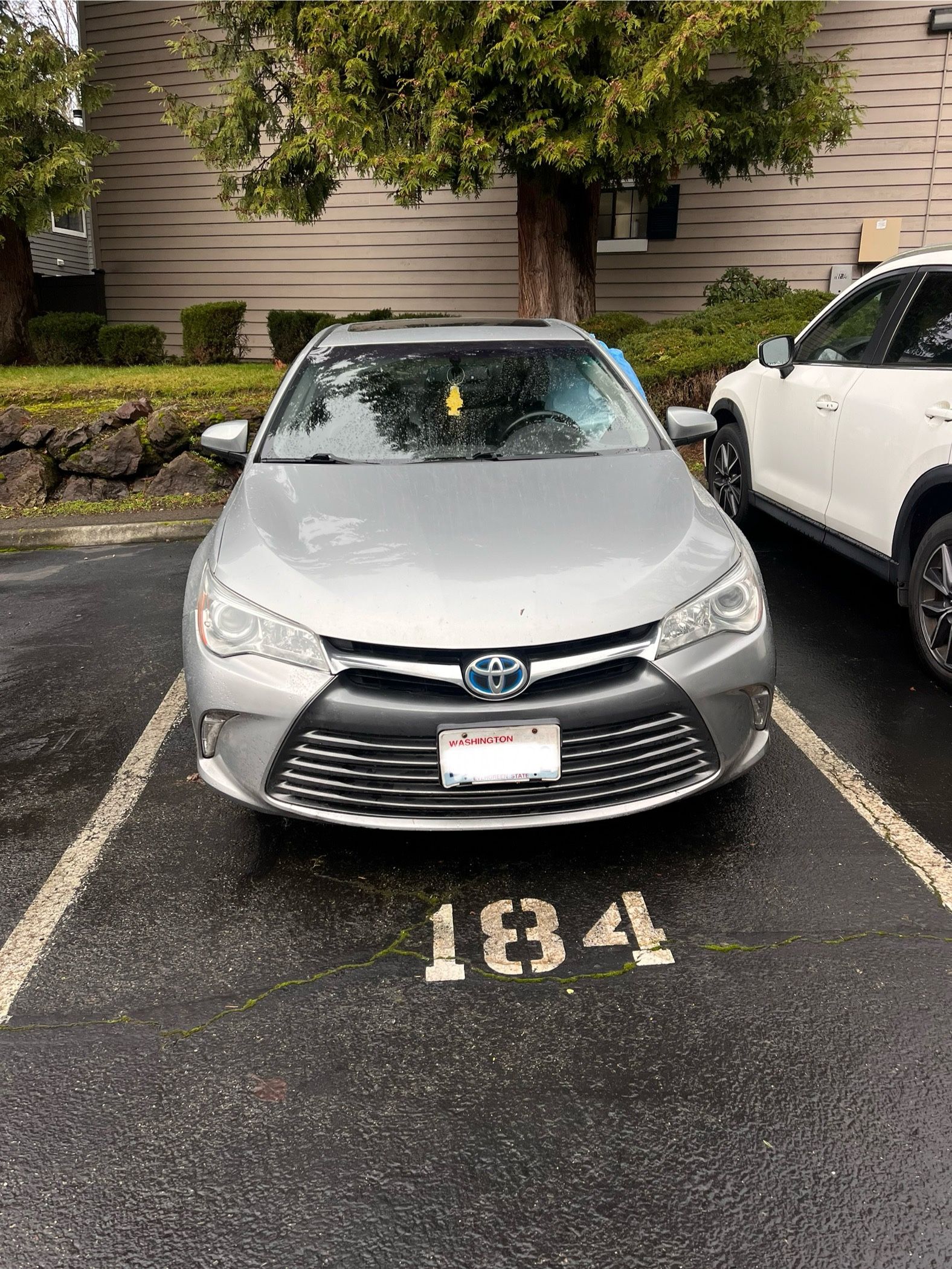 2015 Toyota Camry Hybrid for Sale in Bellevue, WA - OfferUp