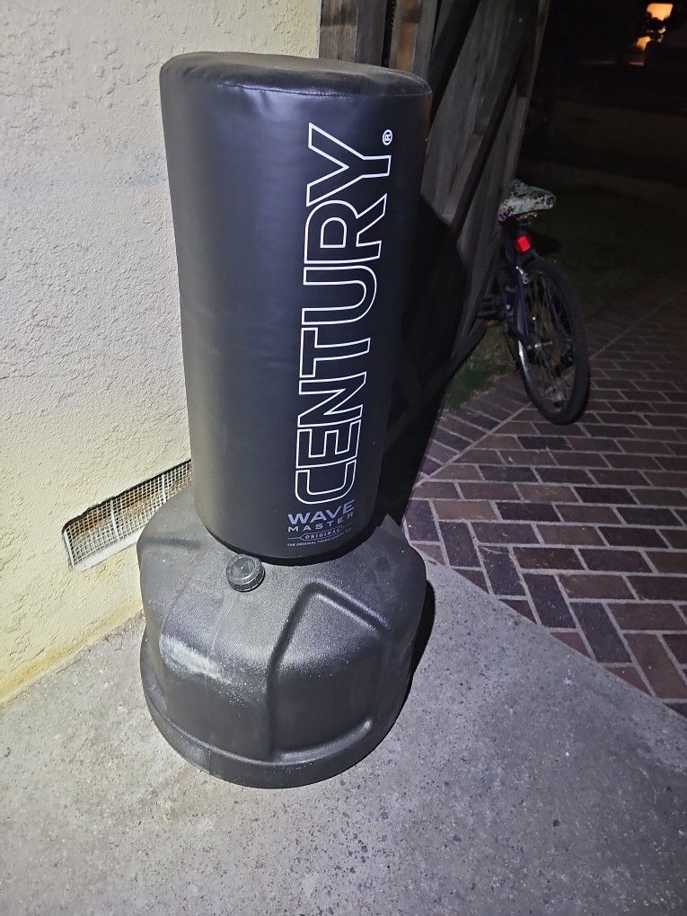 Century Original Wavemaster for Sale in Orange, CA - OfferUp