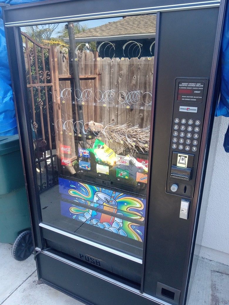 Combo Vending Machine for Sale in Seal Beach, CA - OfferUp